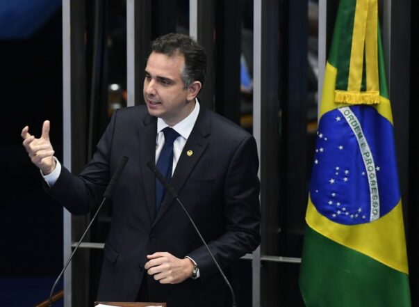 Os méritos do presidente do Senado Rodrigo Pacheco - Portal Único